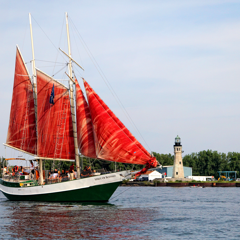 About Us - Buffalo Boat Tours